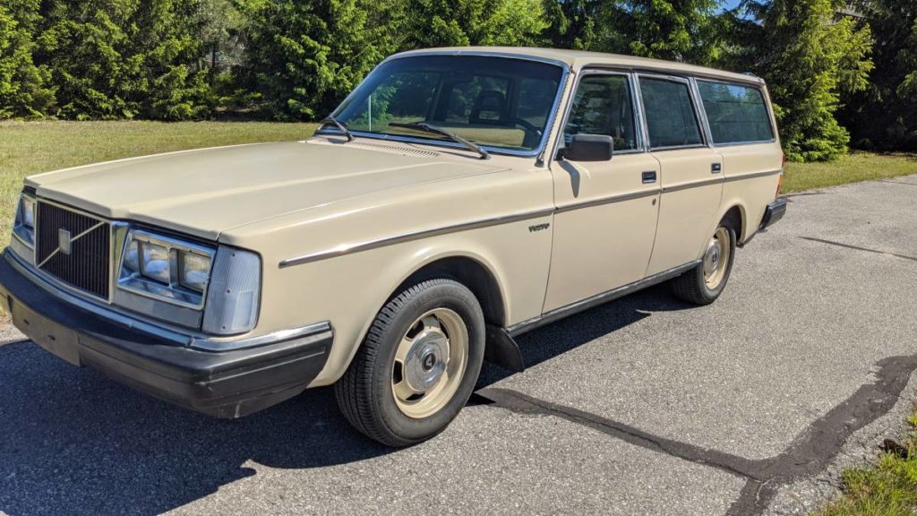 1983 Volvo 245 Wagon - $5799 (Meritt) - Groosh's Garage